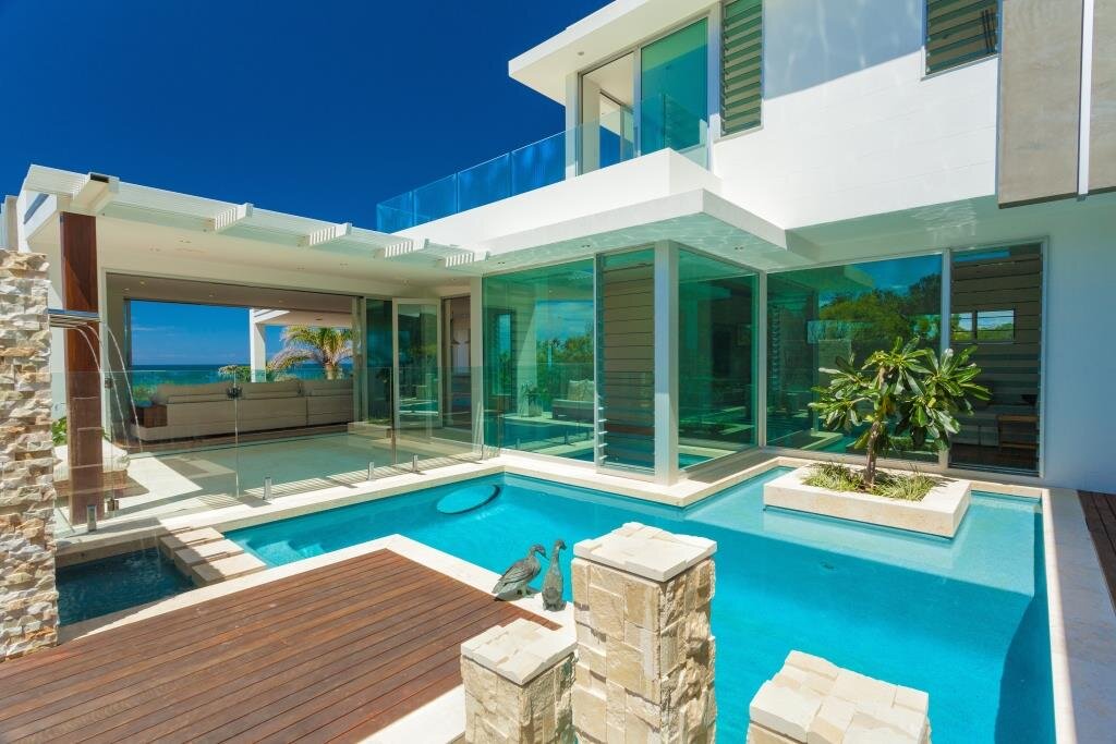 Case Study: How Glass & Mirror Experts Gerry’s Glass Went From Humble ...